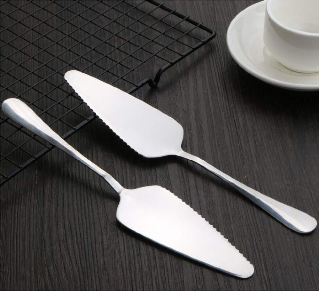 Pie Servers - Loulu Palm Event Equipment Rental